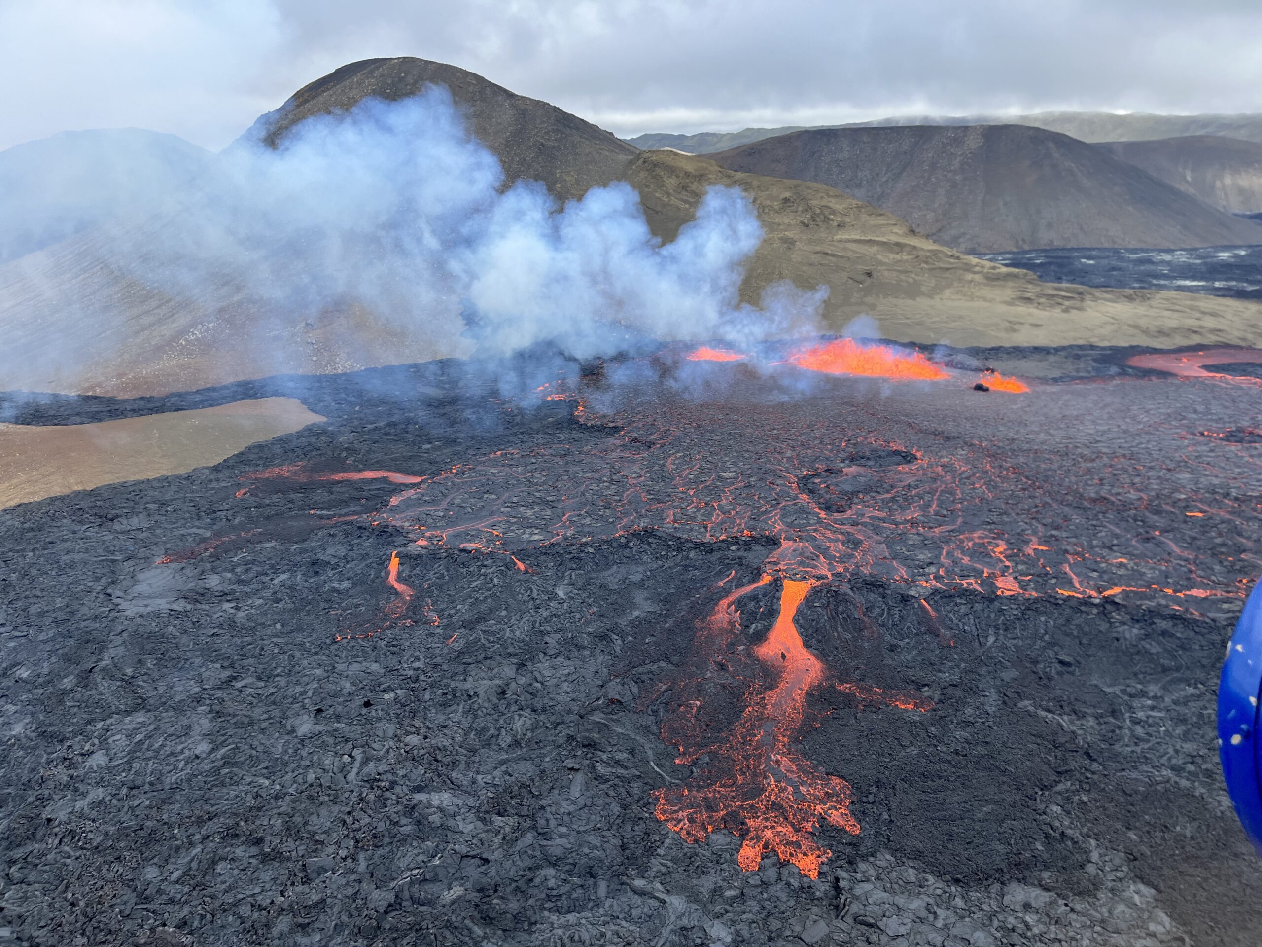 Hættustigi Almannavarna vegna eldgoss í Meradaölum aflýst og ...